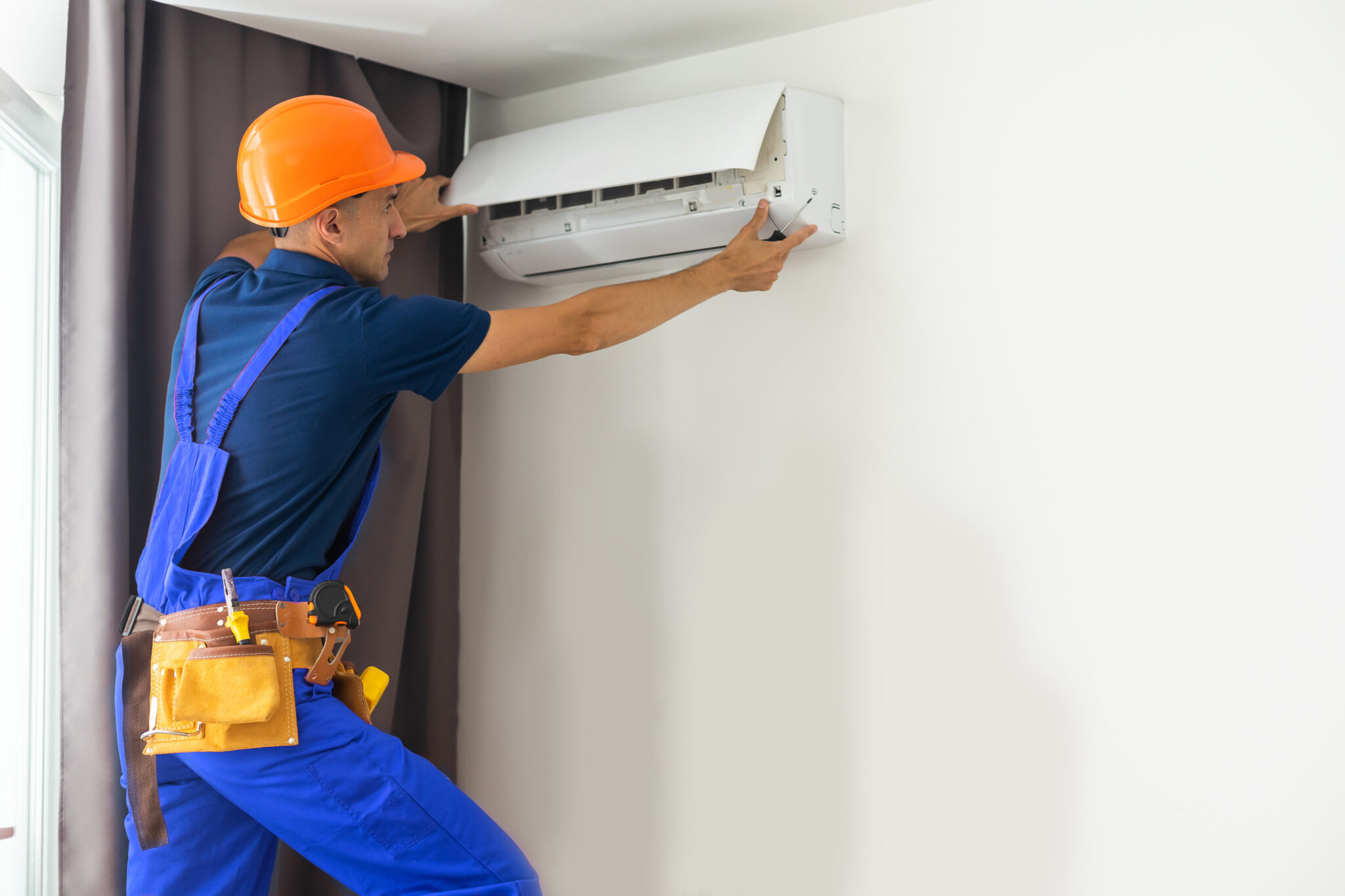 An In-Depth Look at Ductless AC Installation